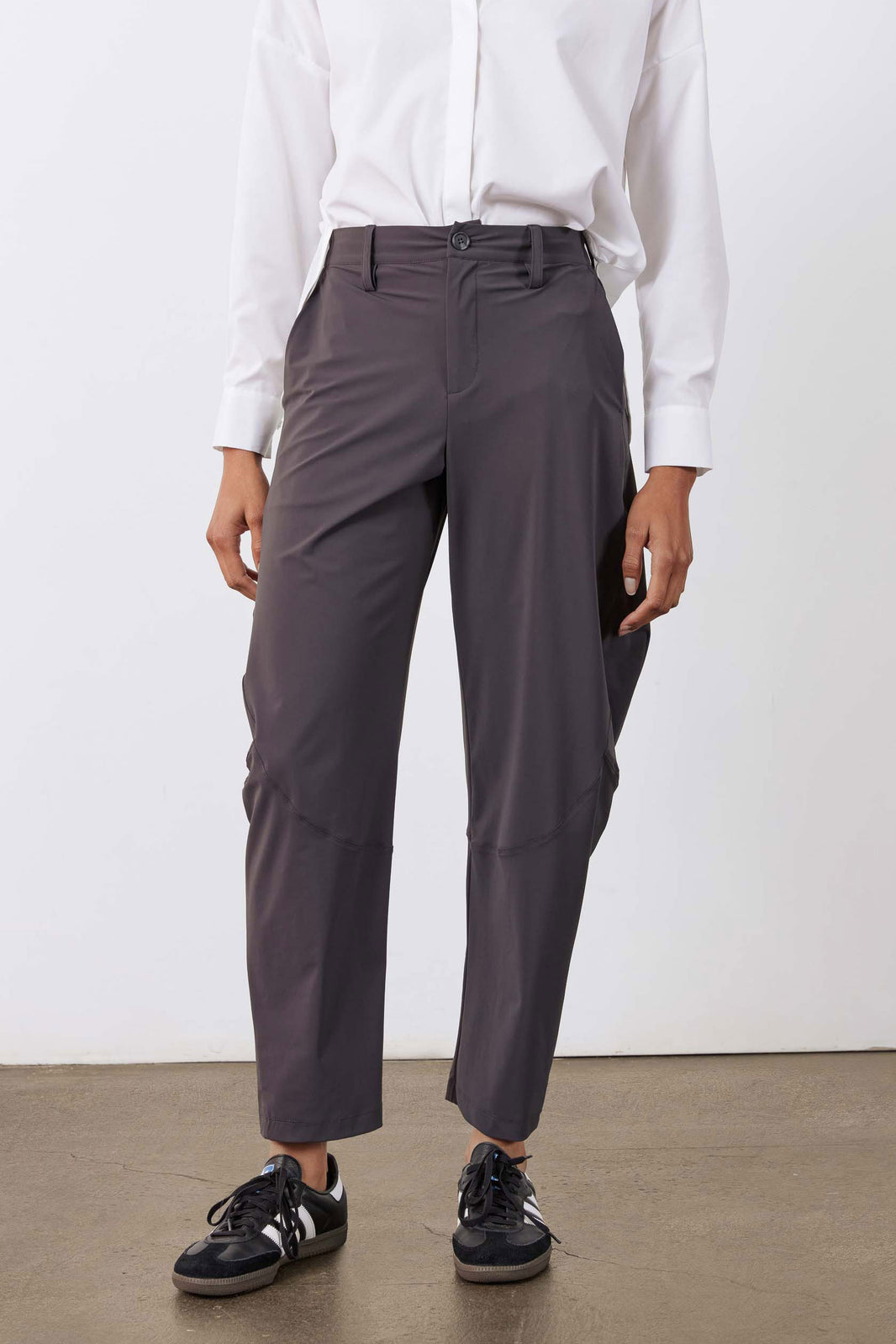 On The Loose & Wide-ish Pants – Ruti